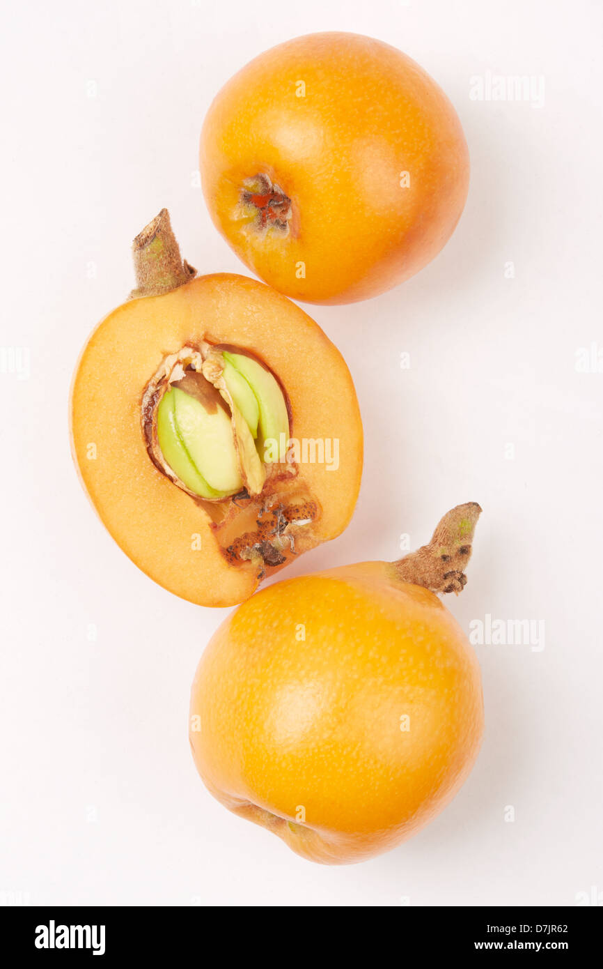 Loquat medlar fruit hi-res stock photography and images - Alamy