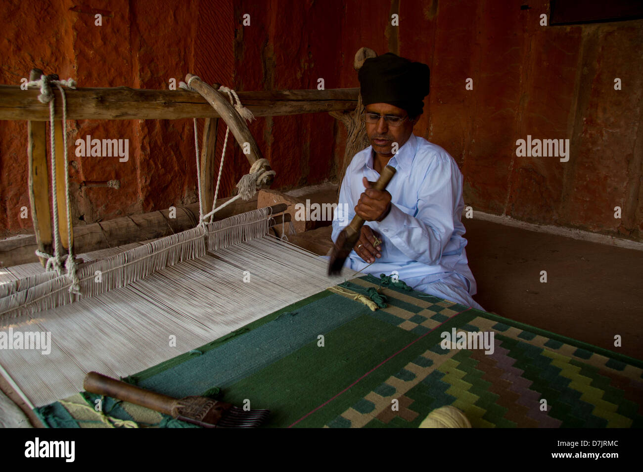 Indian craftsmen at work in Rajastan, northern India Stock Photo - Alamy