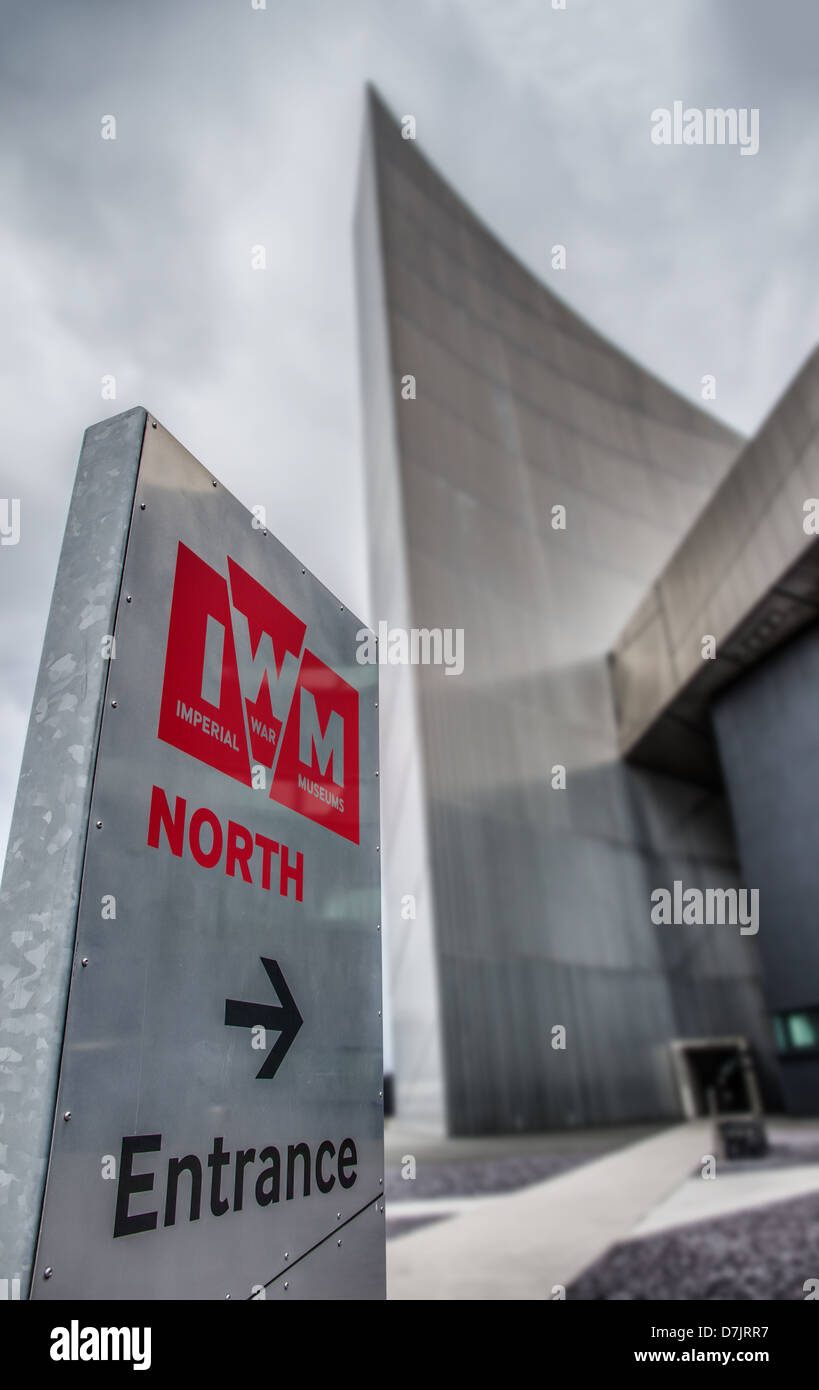 Sign entrance imperial war museum hi-res stock photography and images ...