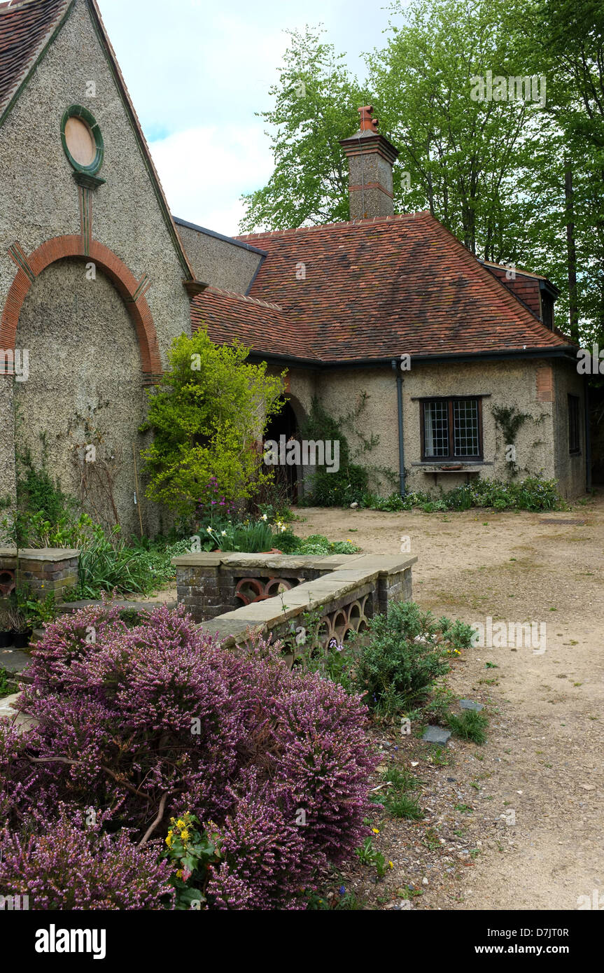 Compton surrey hi-res stock photography and images - Alamy