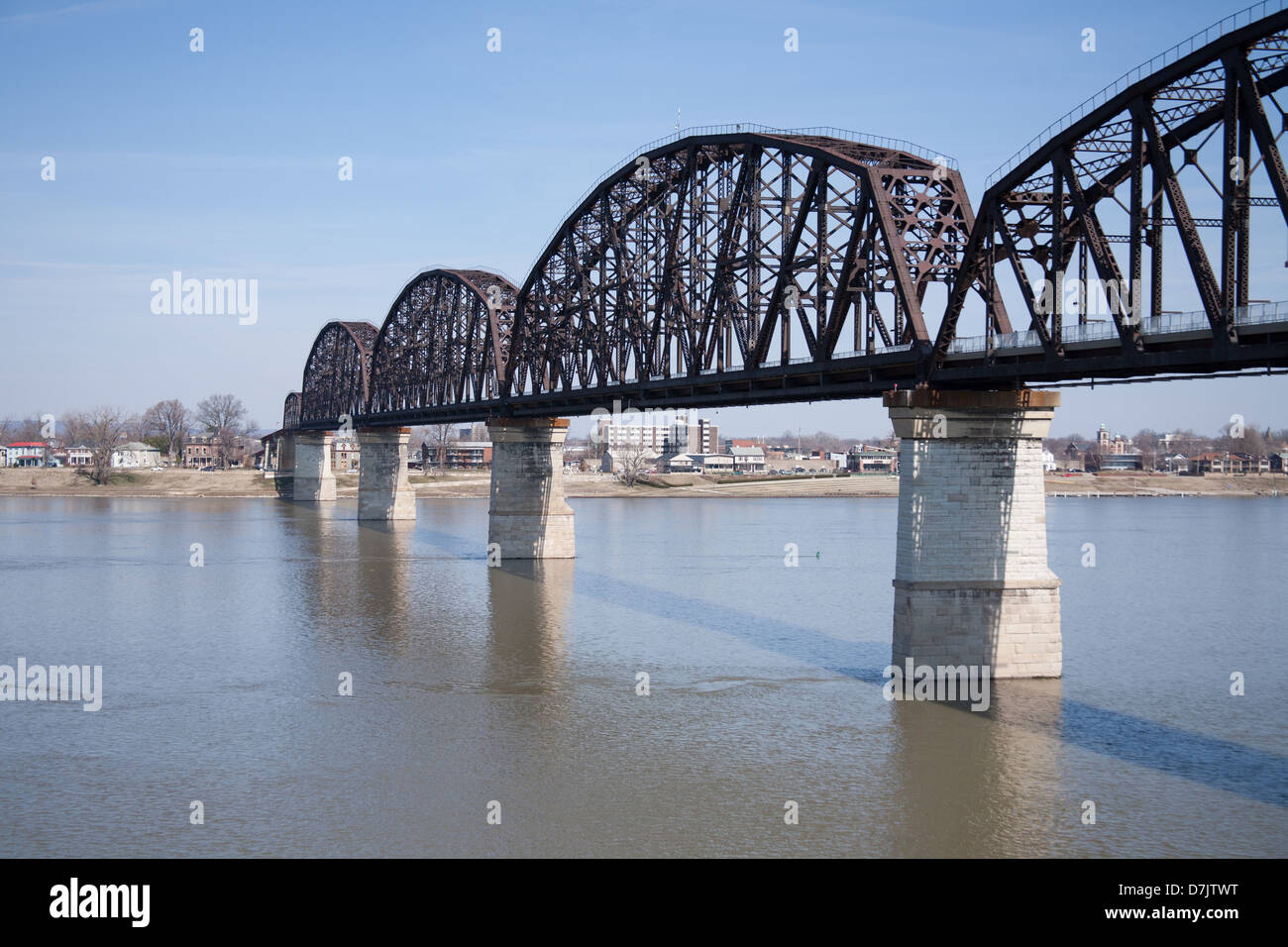 Big Four pedestrian bridge on the Ohio River Stock Photo - Alamy