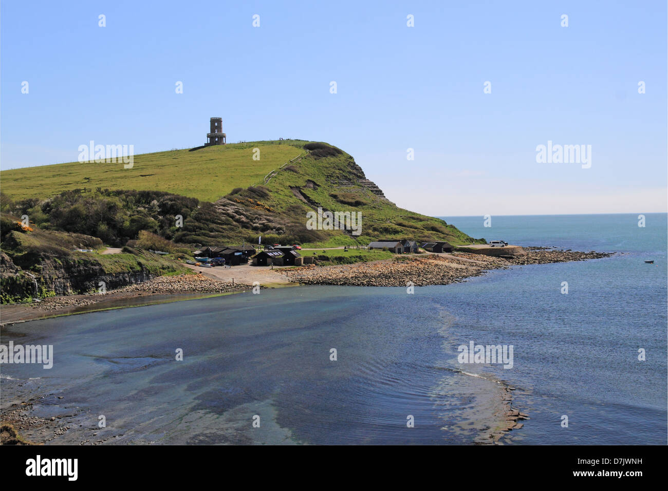 Kimmeridge Bay and the rebuilt Clavell Tower, Hen Cliff, Isle of ...