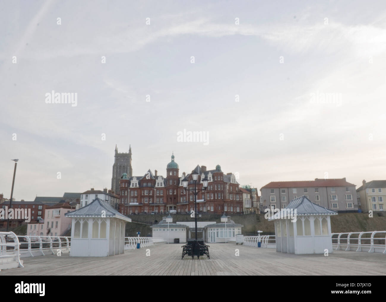 Seafront facing hi-res stock photography and images - Alamy
