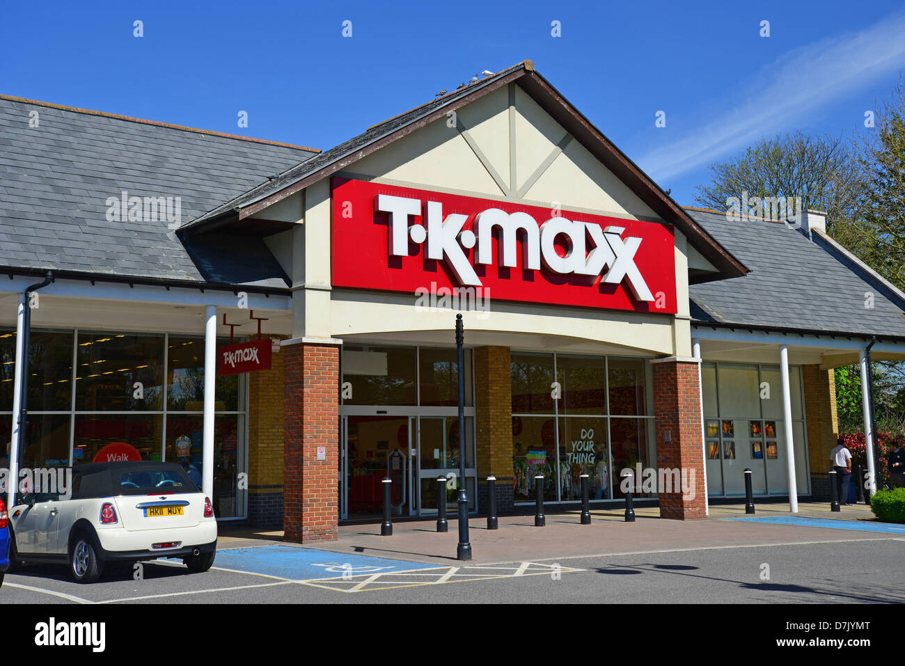 English brand logos hi-res stock photography and images - Alamy