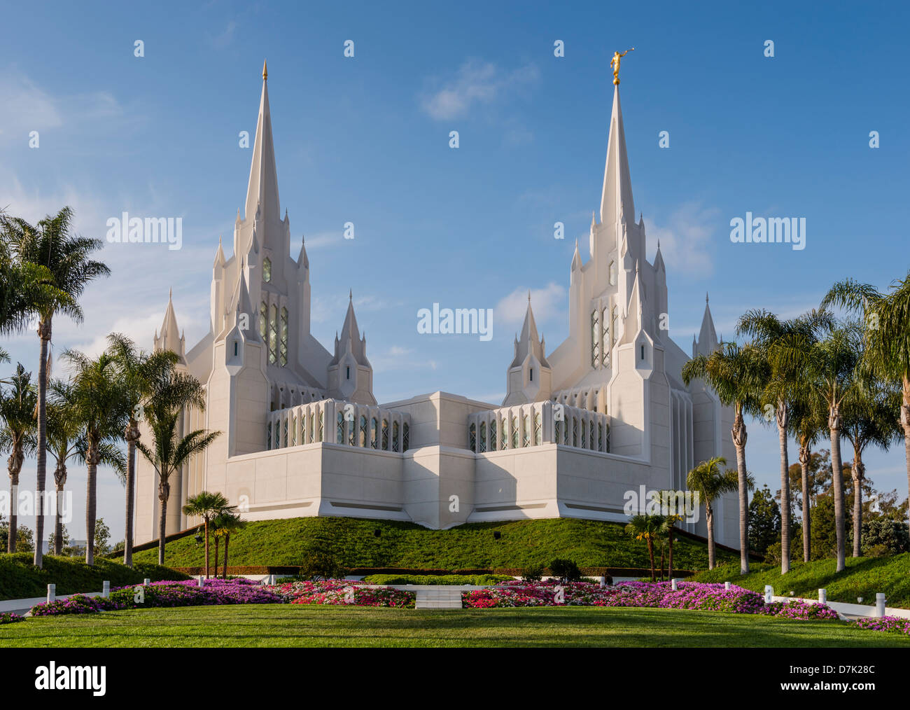 Mormon temple hi-res stock photography and images - Alamy