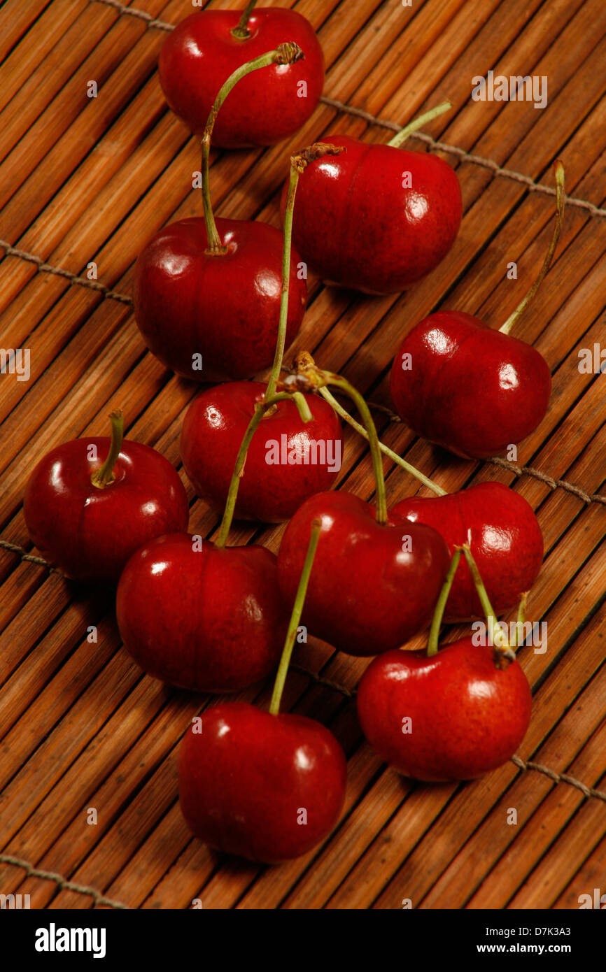 Prunus kirsche hi-res stock photography and images - Alamy