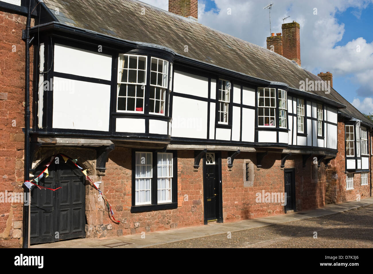 Period houses hi-res stock photography and images - Alamy