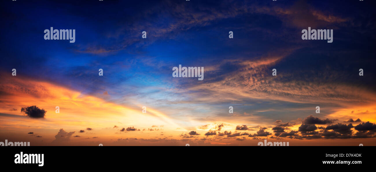 Amazing shot dramatic orange hi-res stock photography and images - Alamy