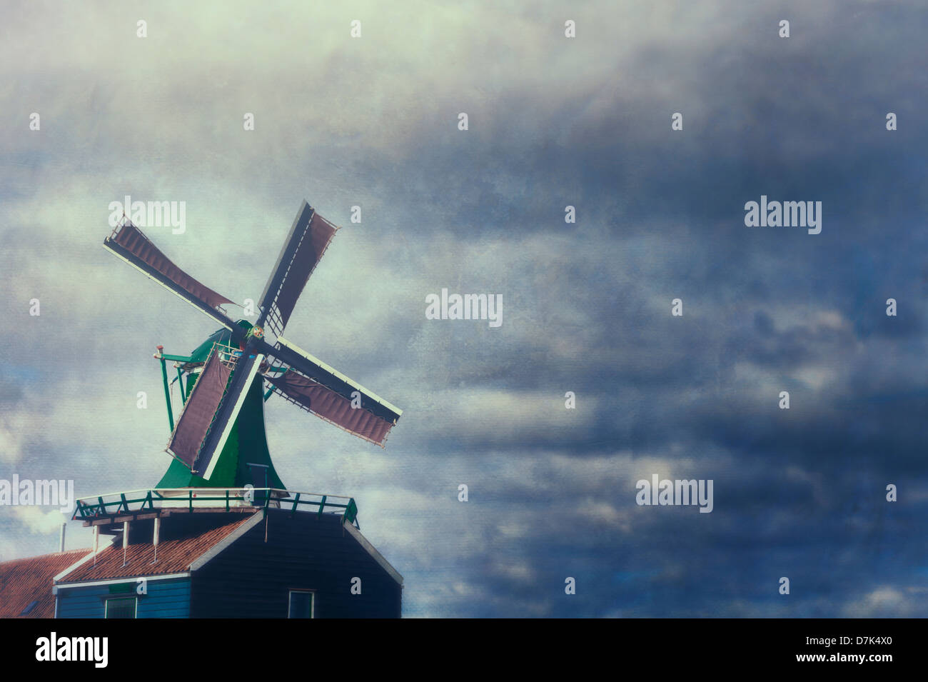 Stormy wing hi-res stock photography and images - Alamy