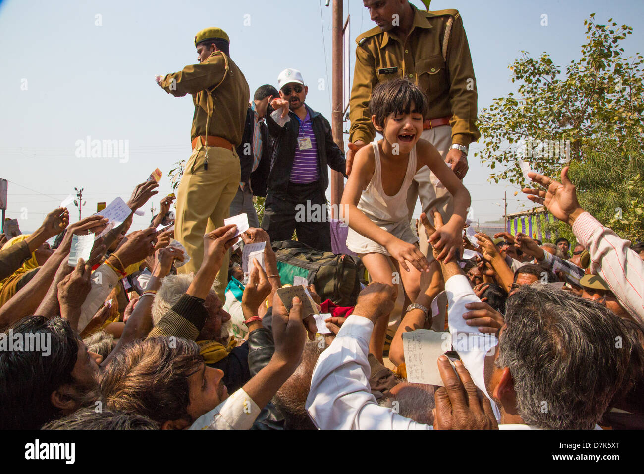 Missing persons india hi-res stock photography and images - Alamy