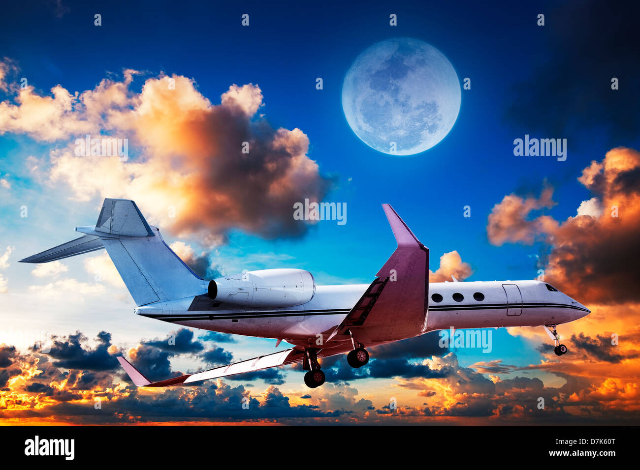 Yellow jet plane hi-res stock photography and images - Alamy