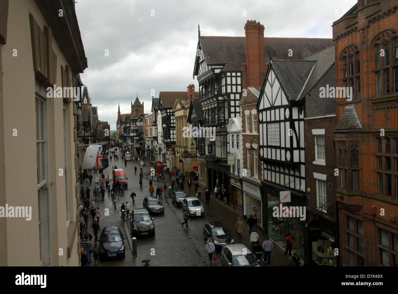 CHESHIRE; CHESTER; EASTGATE STREET FROM THE CLOCK FOOTBRIDGE Stock ...