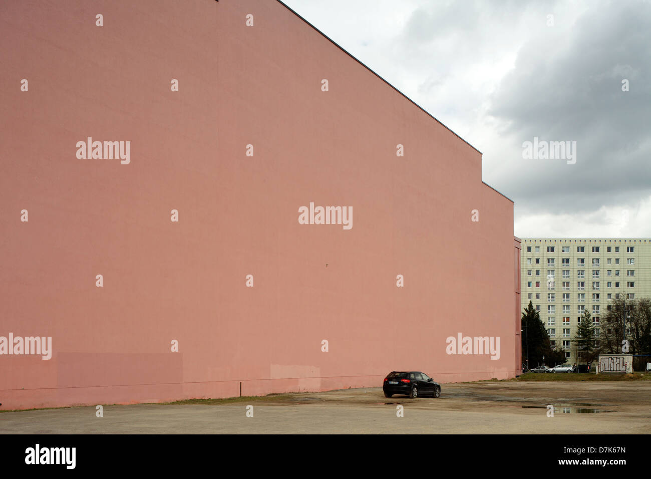 Empty area hi-res stock photography and images - Alamy