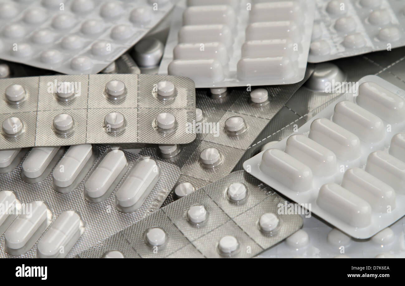 Blister packs hi-res stock photography and images - Alamy