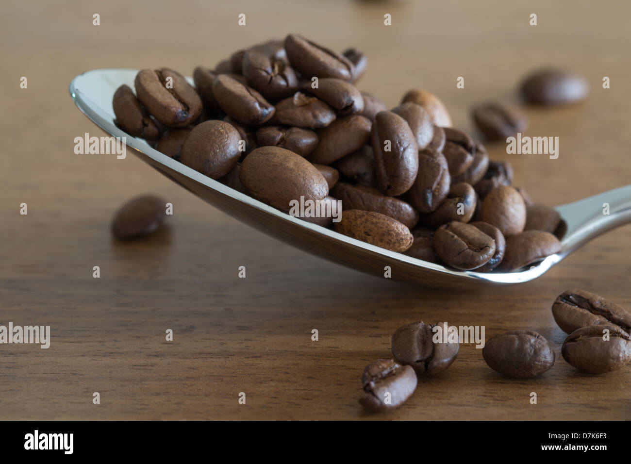 Silver bean hi-res stock photography and images - Alamy
