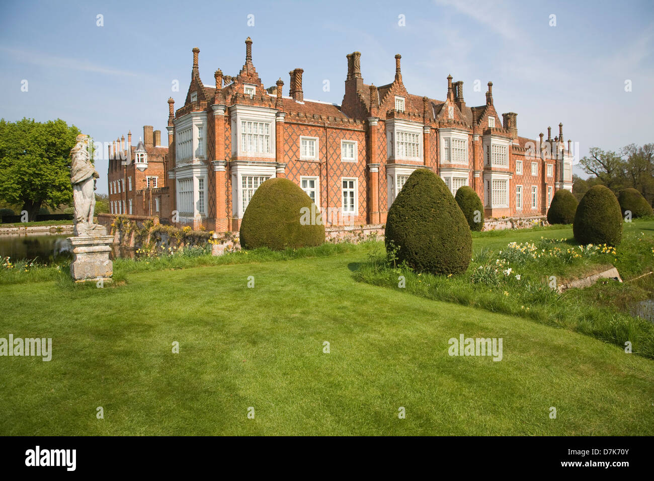 Moated Helmingham Hall Suffolk England Stock Photo - Alamy