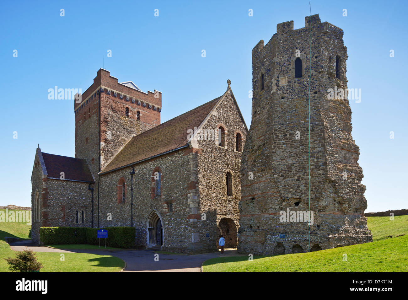 Roman lighthouse dover castle hi-res stock photography and images - Alamy