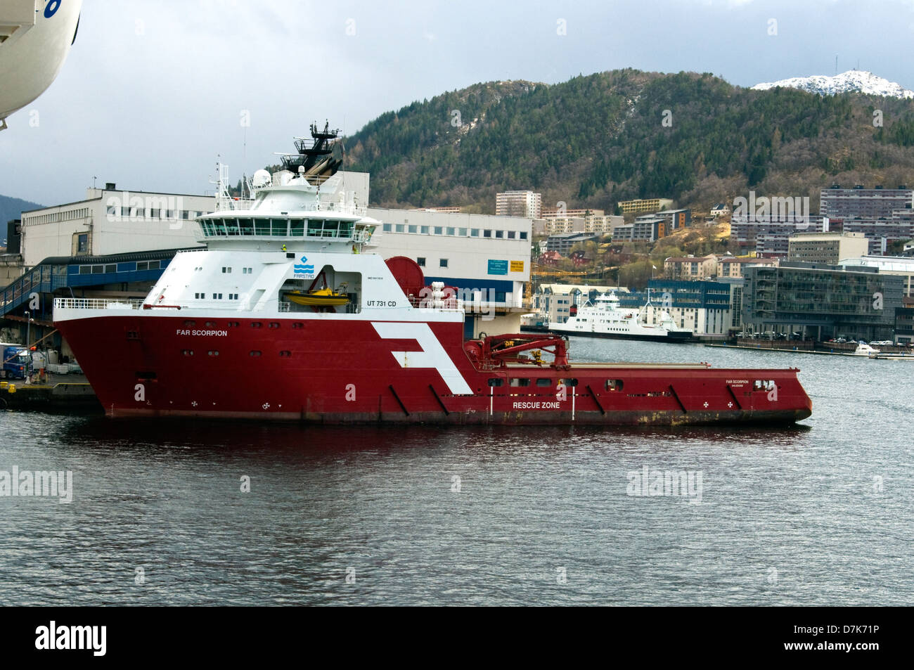 Arctic oil rig hi-res stock photography and images - Alamy