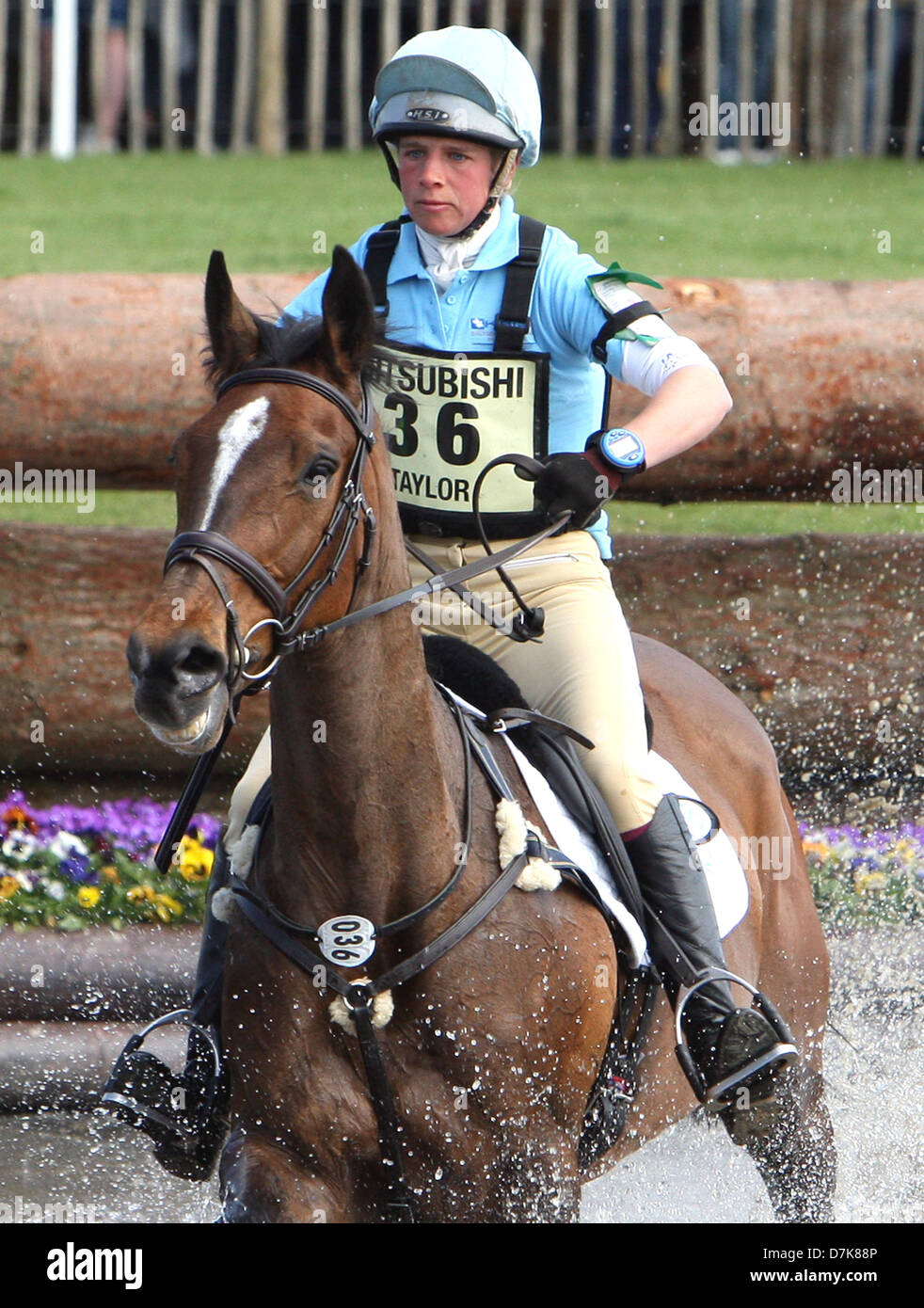 Izzy Taylor (GBR) riding Matilda Stock Photo - Alamy