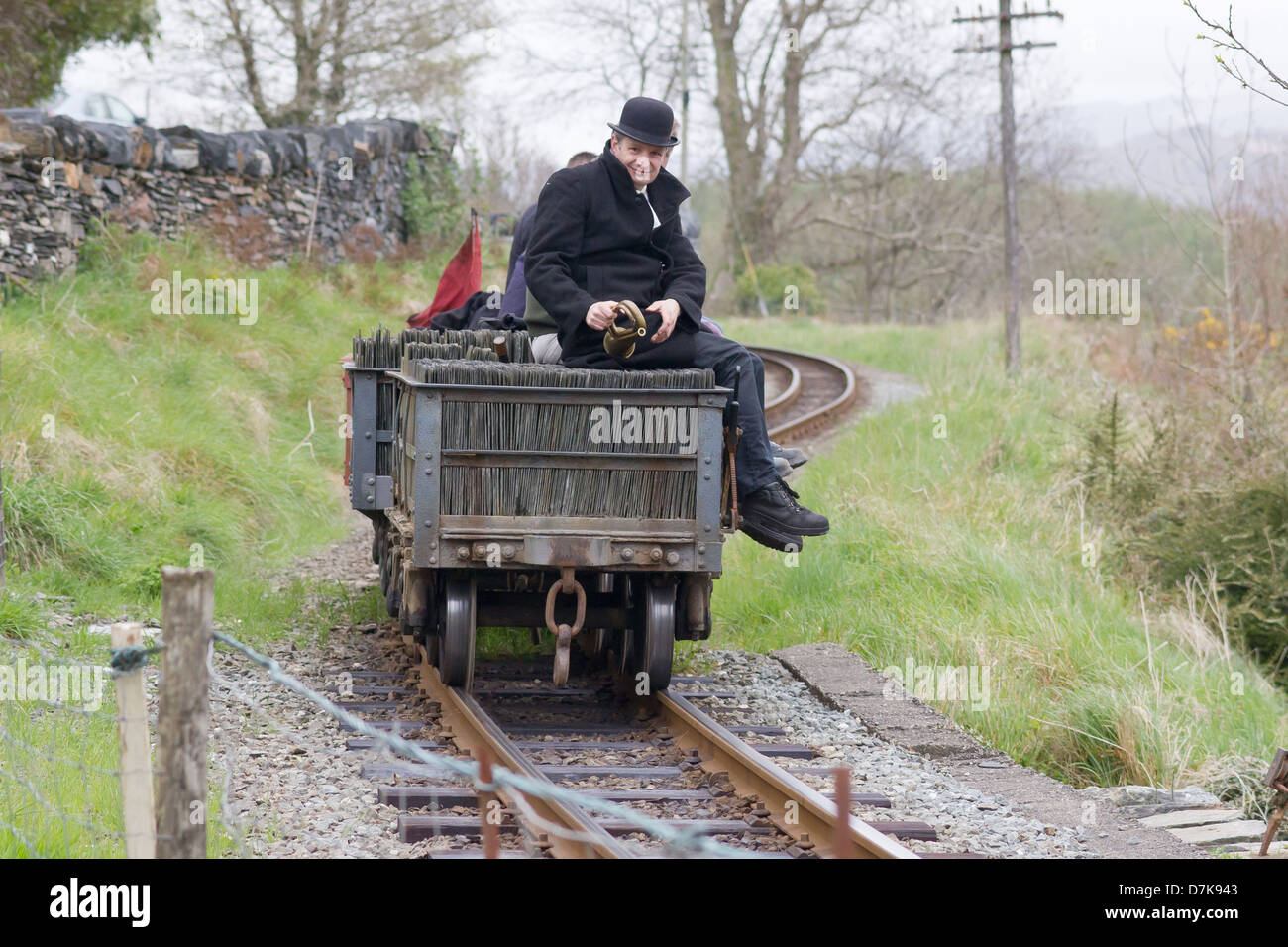 Slate train wales hi-res stock photography and images - Alamy