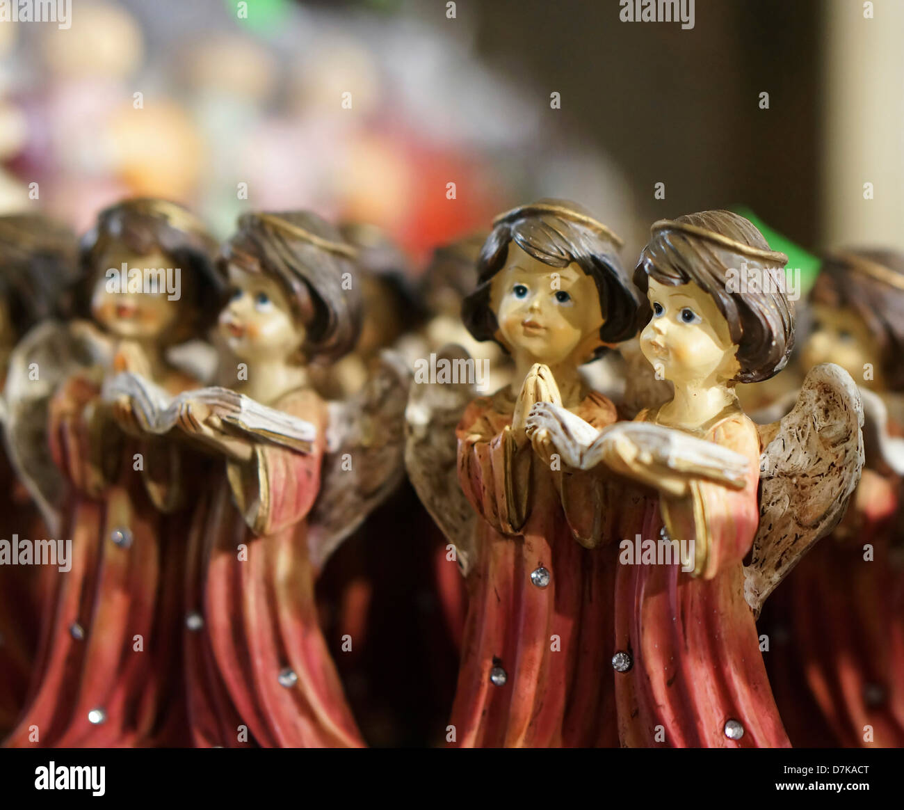 Angel pairs hi-res stock photography and images - Alamy
