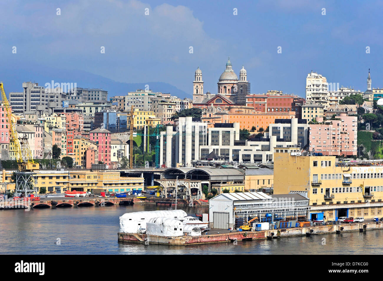Harbor genova italy hi-res stock photography and images - Alamy