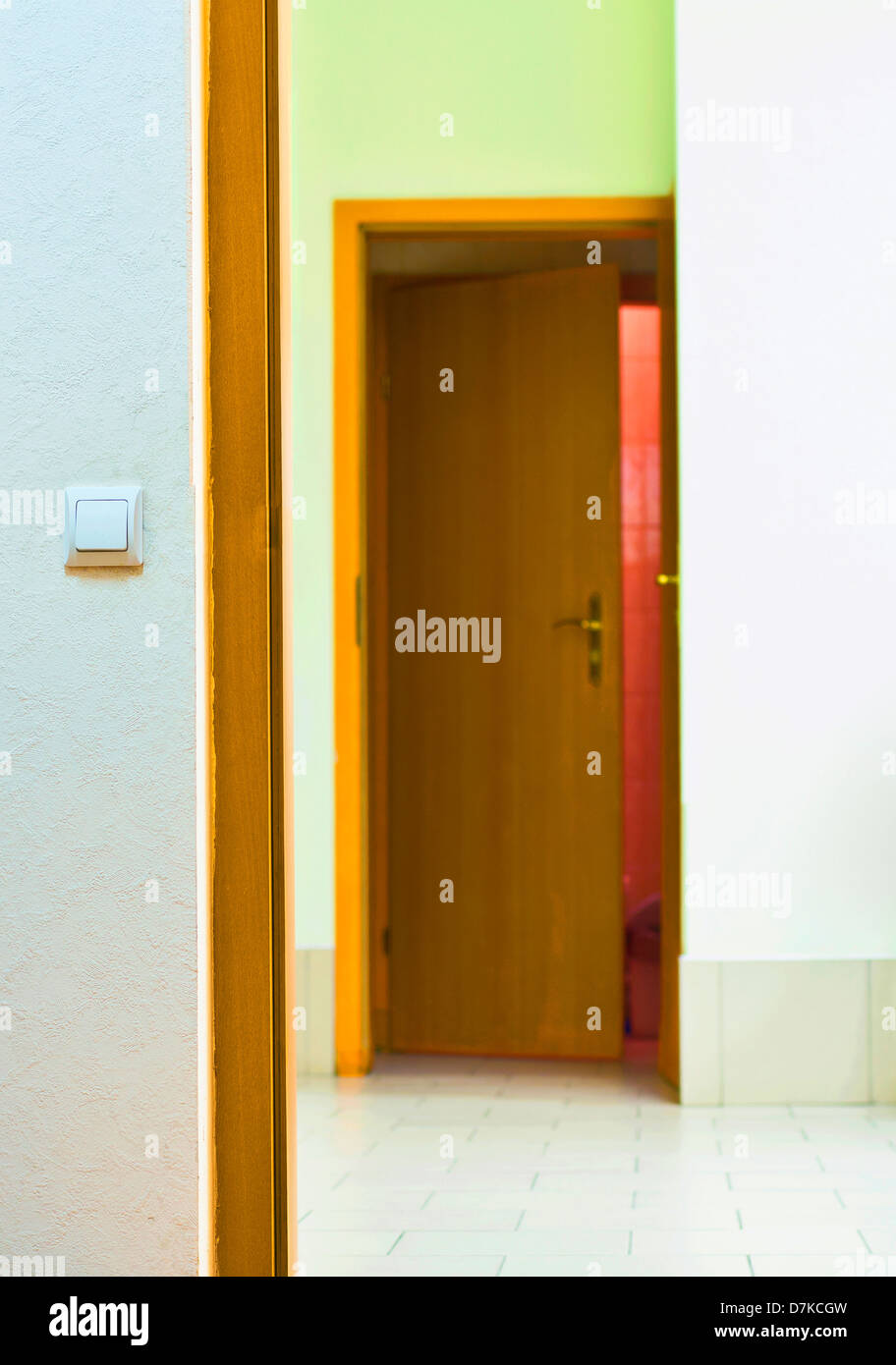 Room rooms door doors hi-res stock photography and images - Alamy