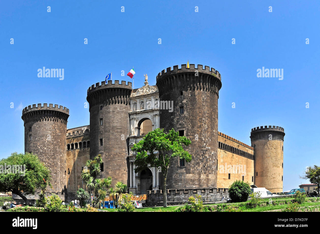 Castello napoli hi-res stock photography and images - Alamy