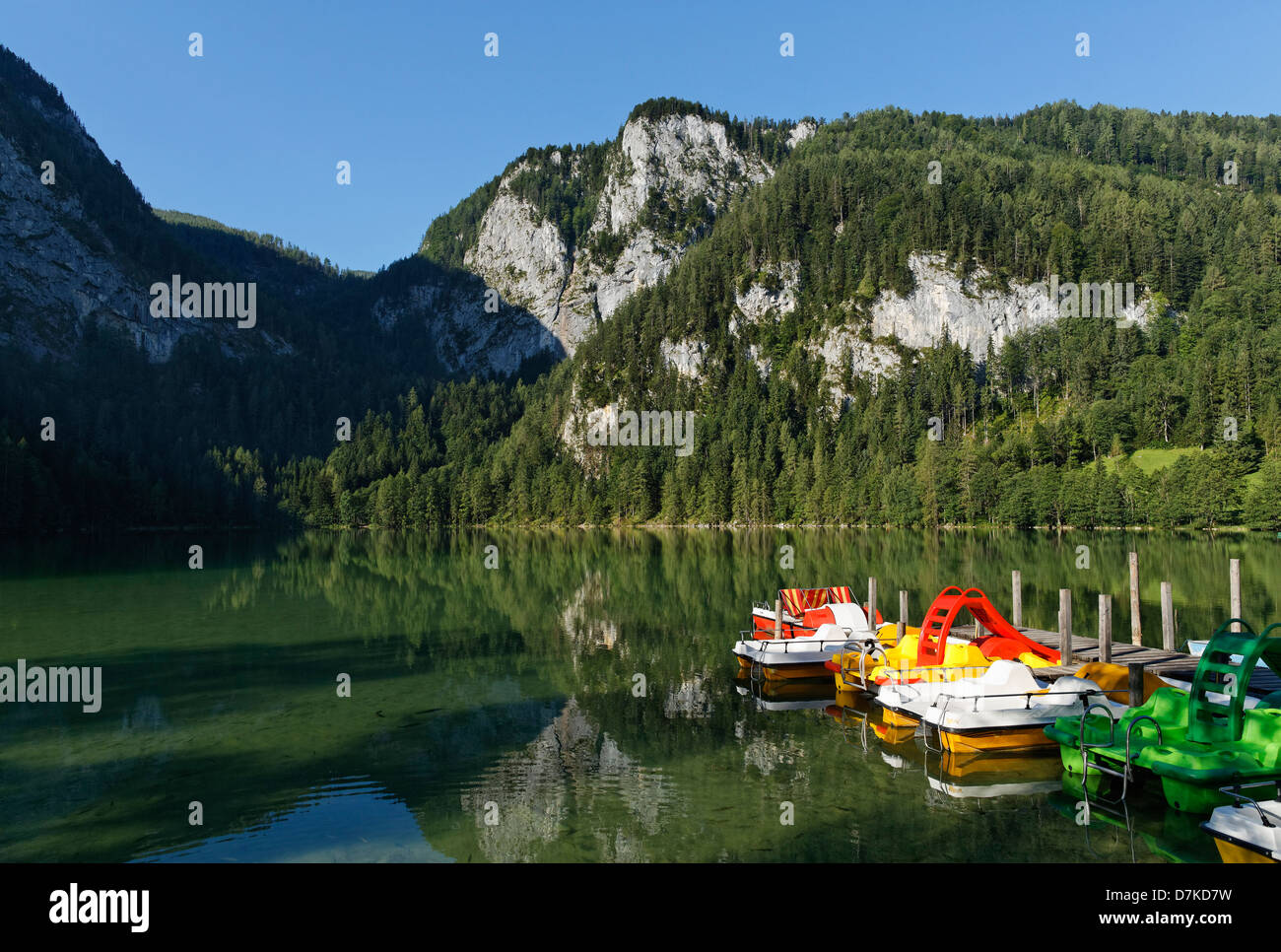 Austria, Upper Austria, View of Lake Gleinkersee Stock Photo - Alamy