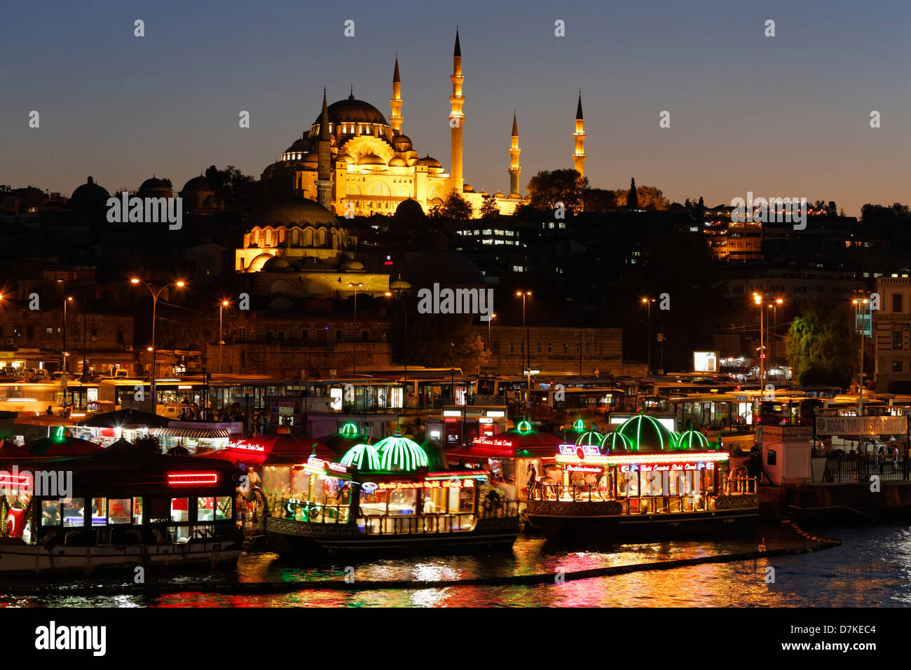 Golden horn suleymaniye mosque hi-res stock photography and images - Alamy