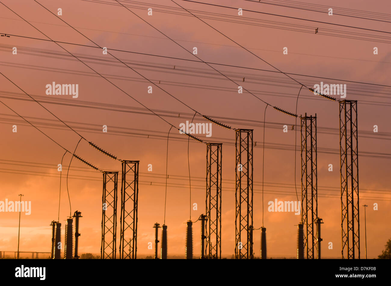 Electricity transmission towers hi-res stock photography and images - Alamy