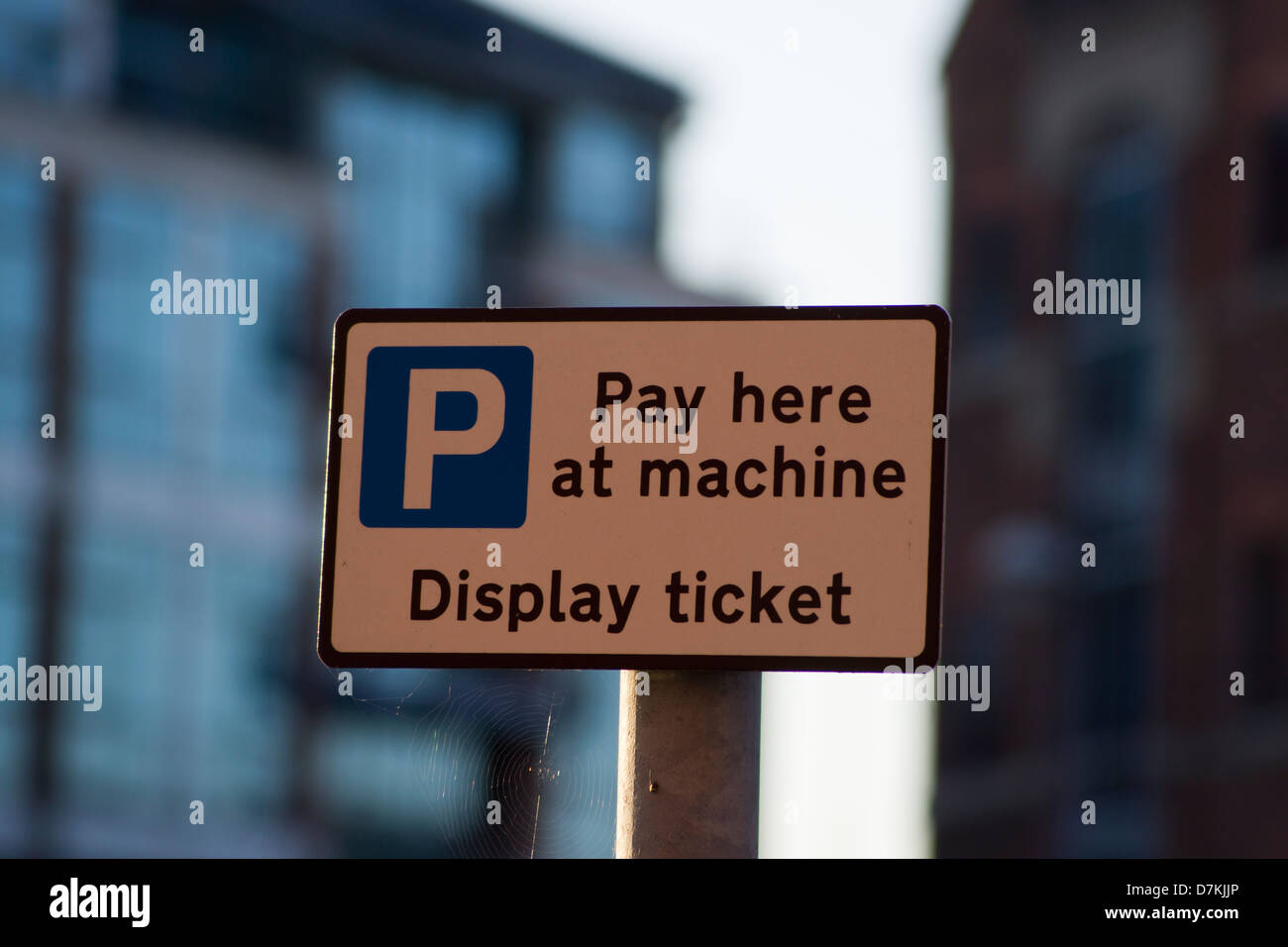 Pay and display sign hi-res stock photography and images - Alamy