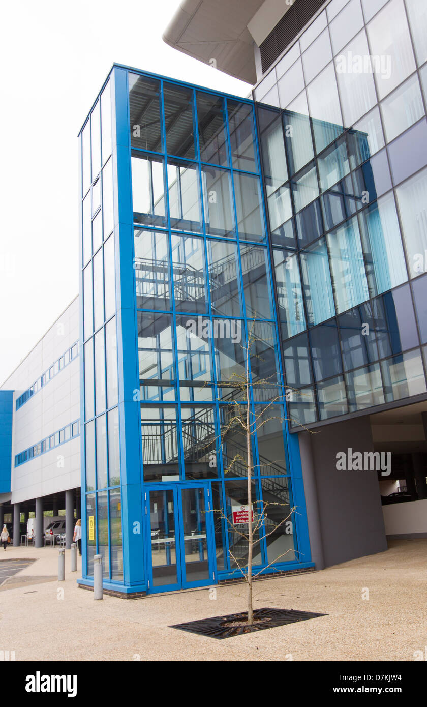 The external views of the NHS Treatment Centre, Queens Medical Centre ...