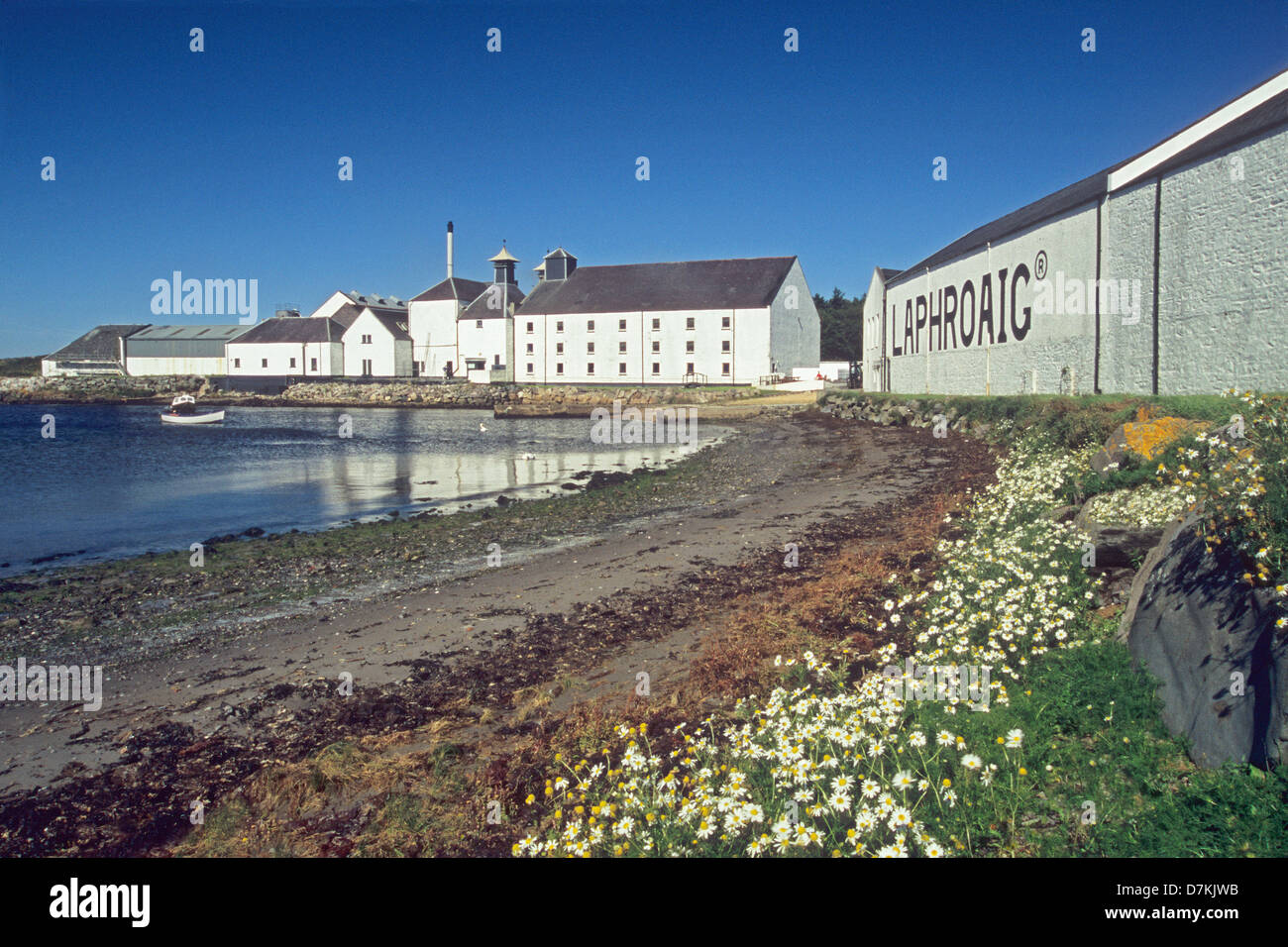 Laphroaig Distillery on the Isle of Islay Stock Photo - Alamy