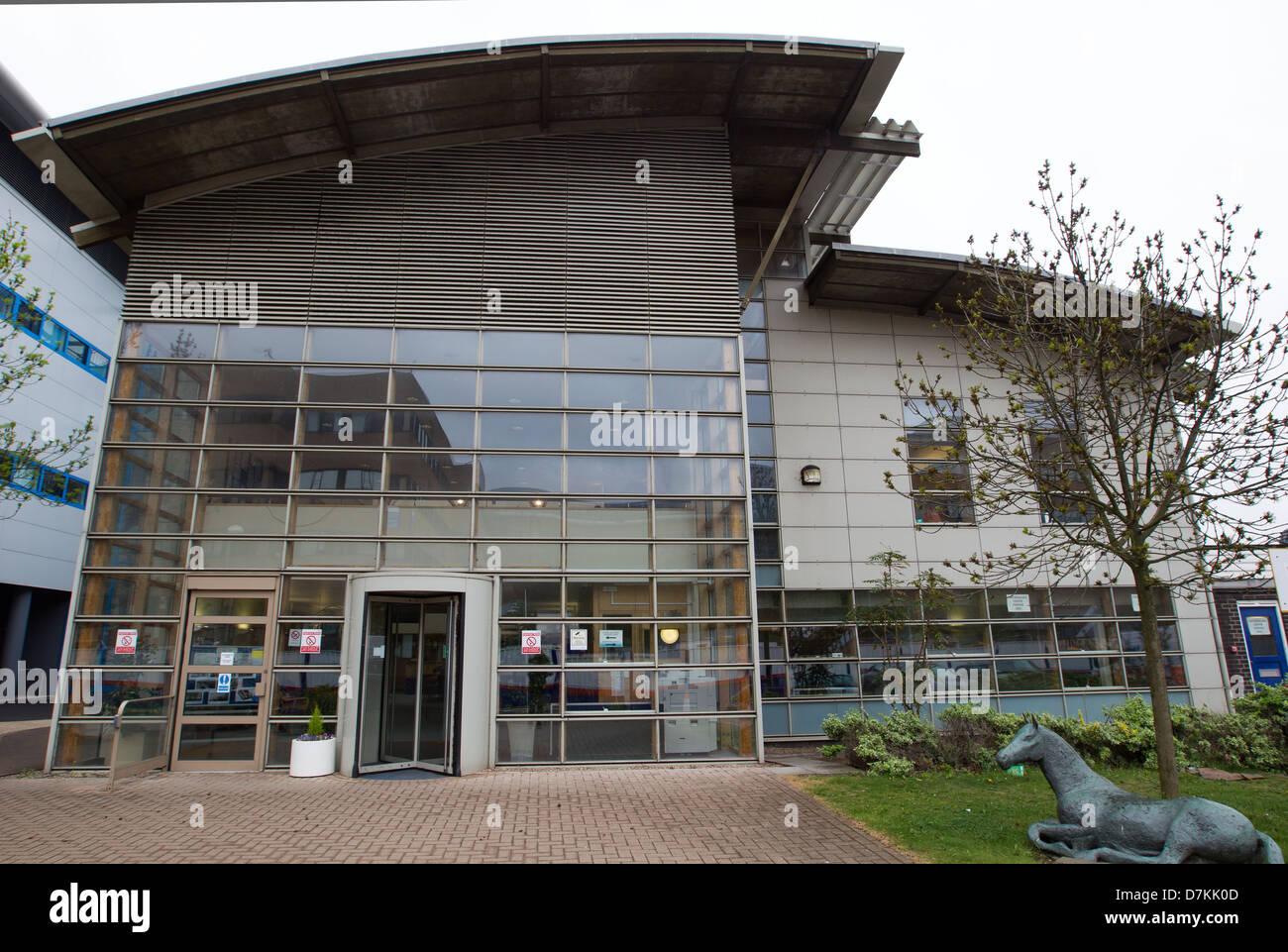 Queen’s medical centre hi-res stock photography and images - Alamy
