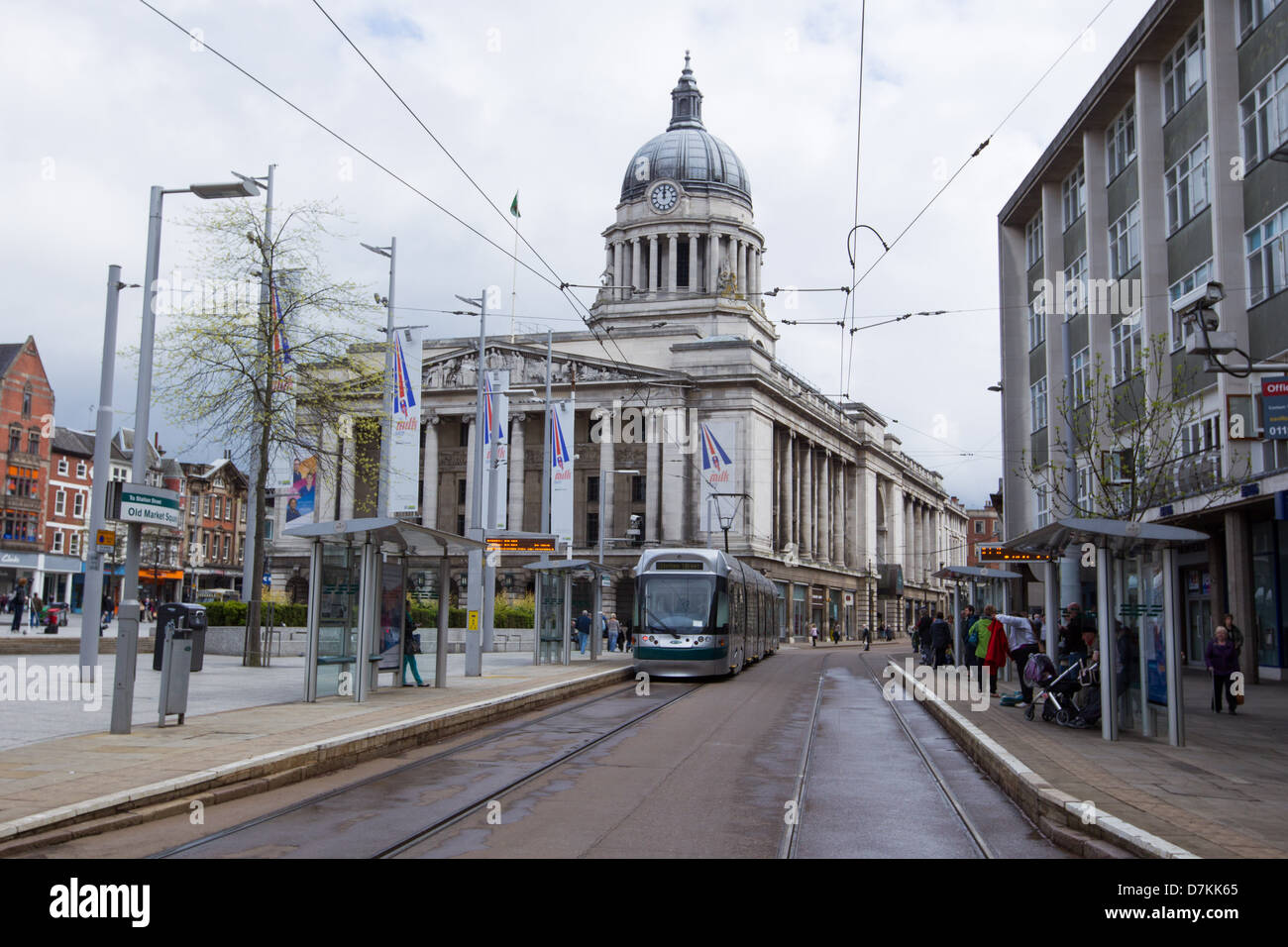 Nottingham railway station tram stop hi-res stock photography and ...