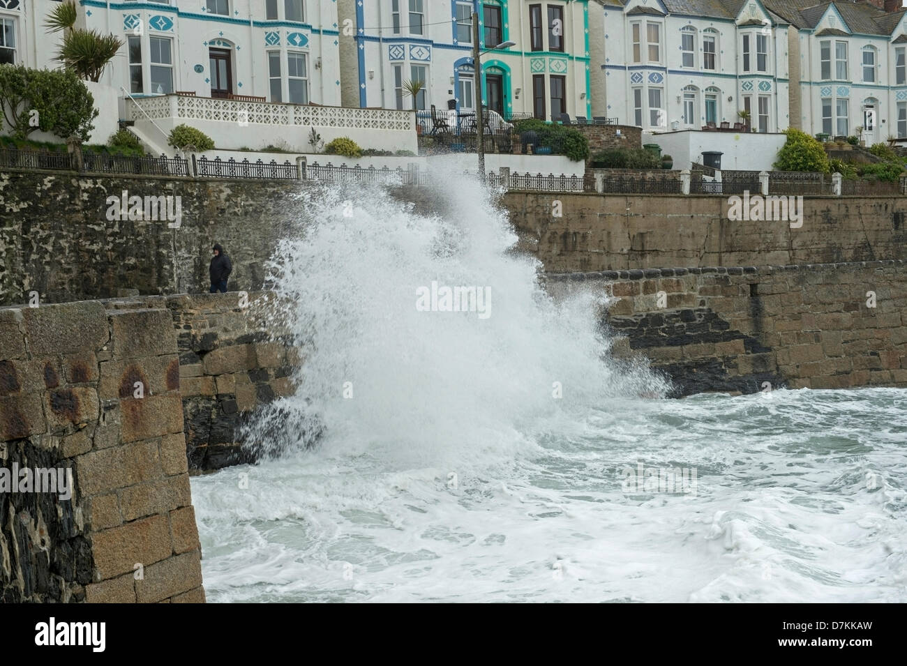 Rough sea in cornwall hi-res stock photography and images - Alamy