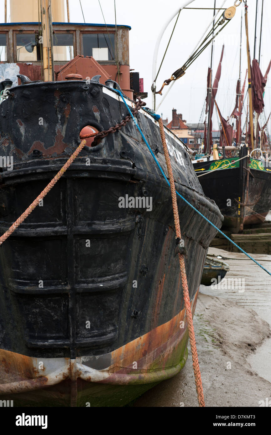 Old Tug Boat Stock Photos & Old Tug Boat Stock Images - Alamy