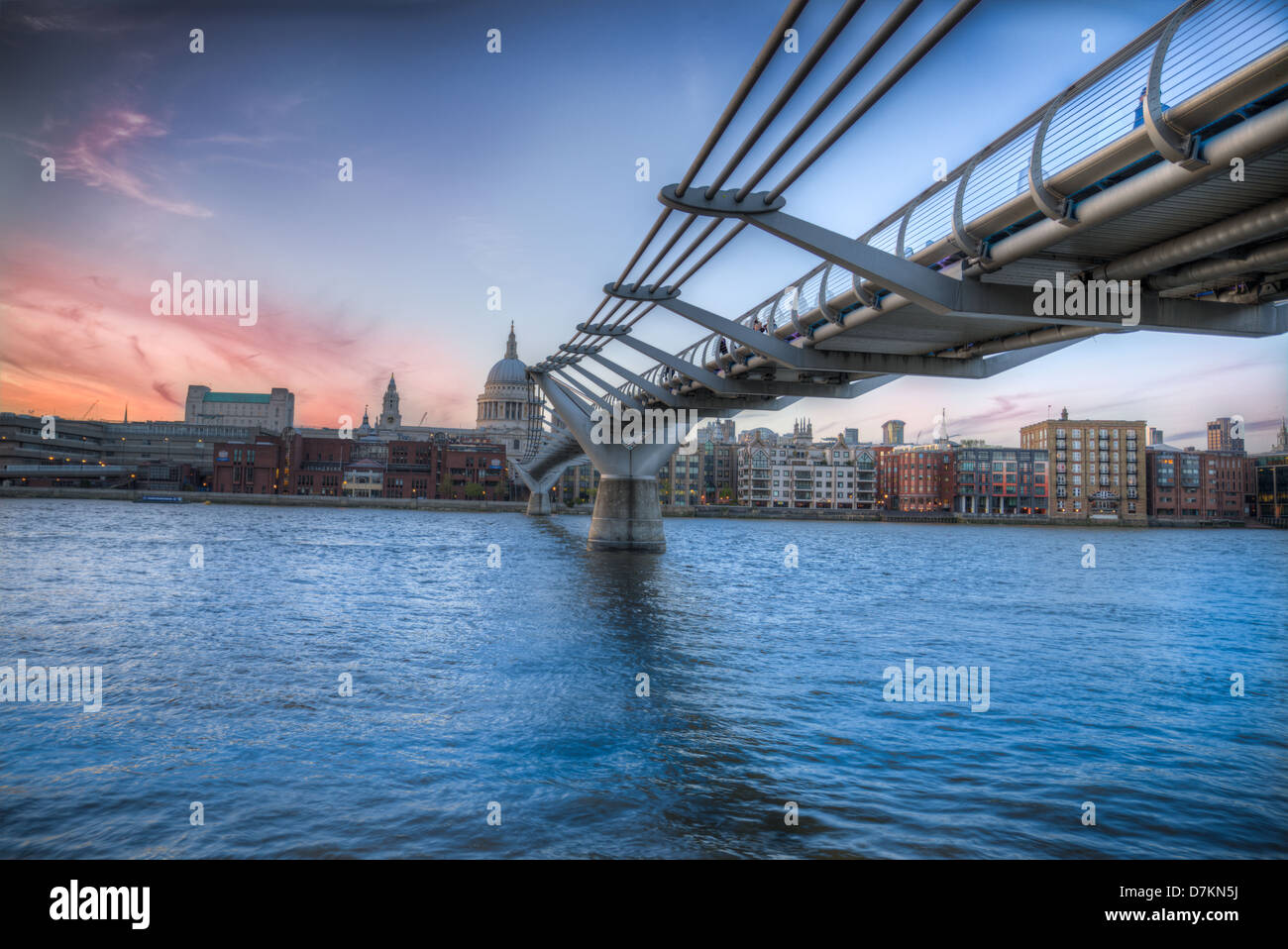 Milenium bridge aerial hi-res stock photography and images - Alamy