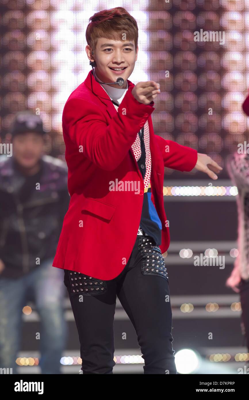 Shinee hi-res stock photography and images - Alamy