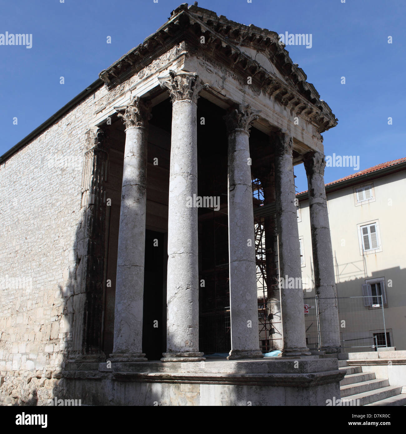 Temple pola in istria hi-res stock photography and images - Alamy