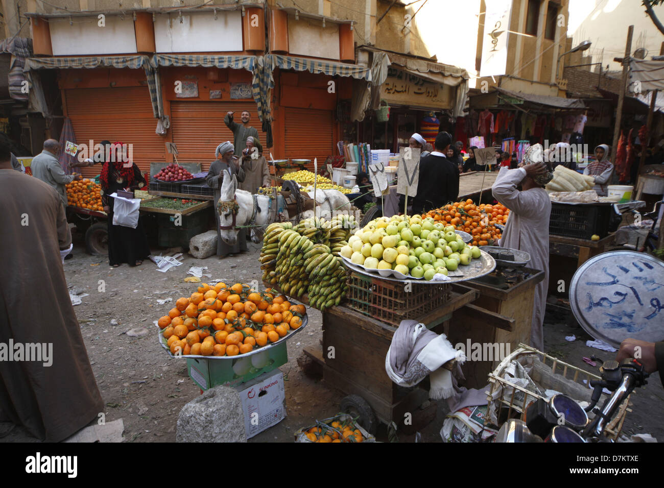 Egyptian market hi-res stock photography and images - Alamy