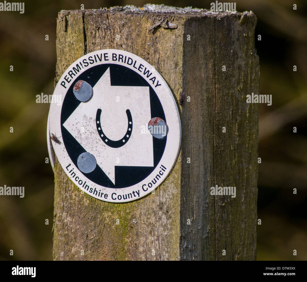 Permissive footpath sign hi-res stock photography and images - Alamy