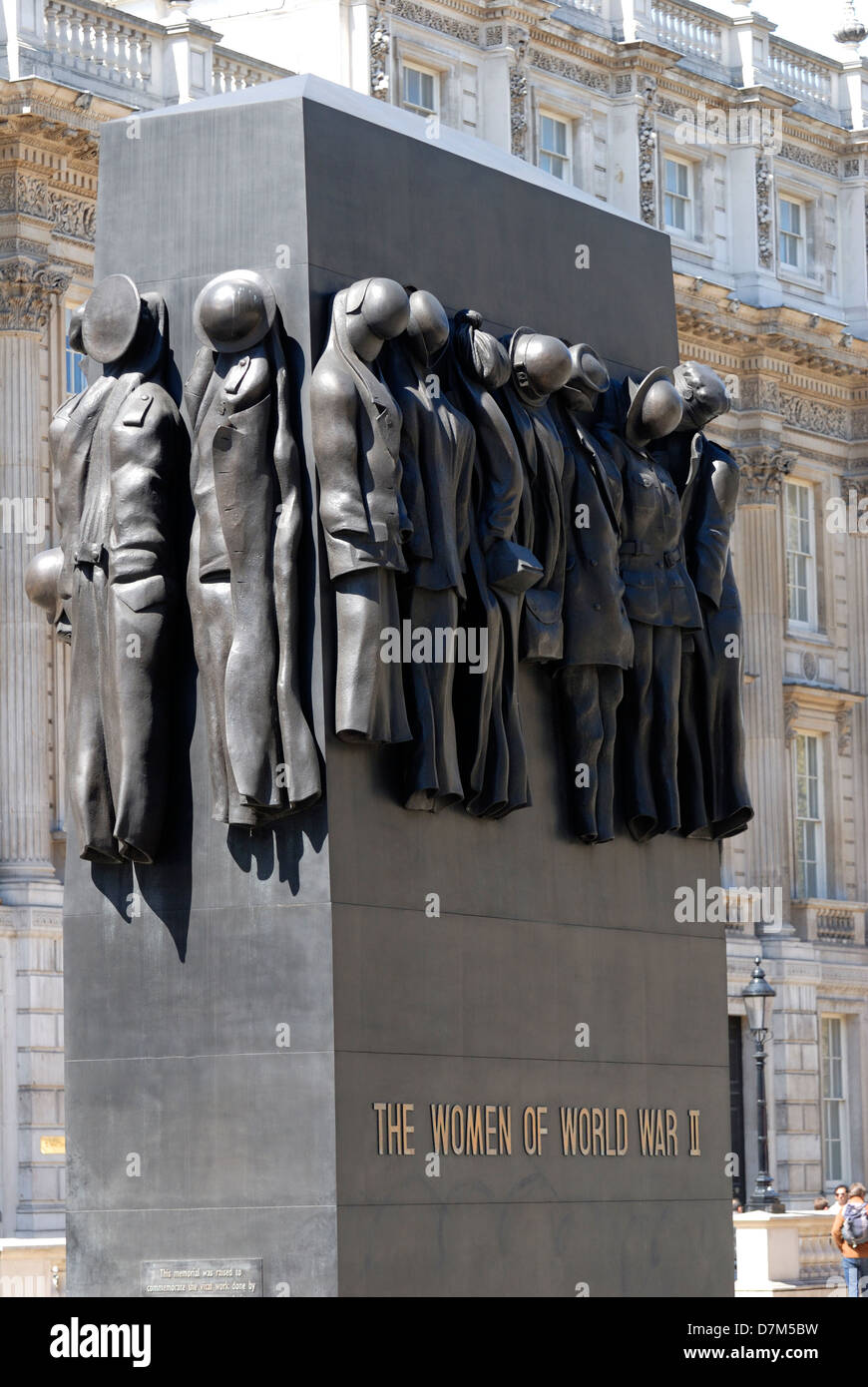 Ww2 women hi-res stock photography and images - Alamy