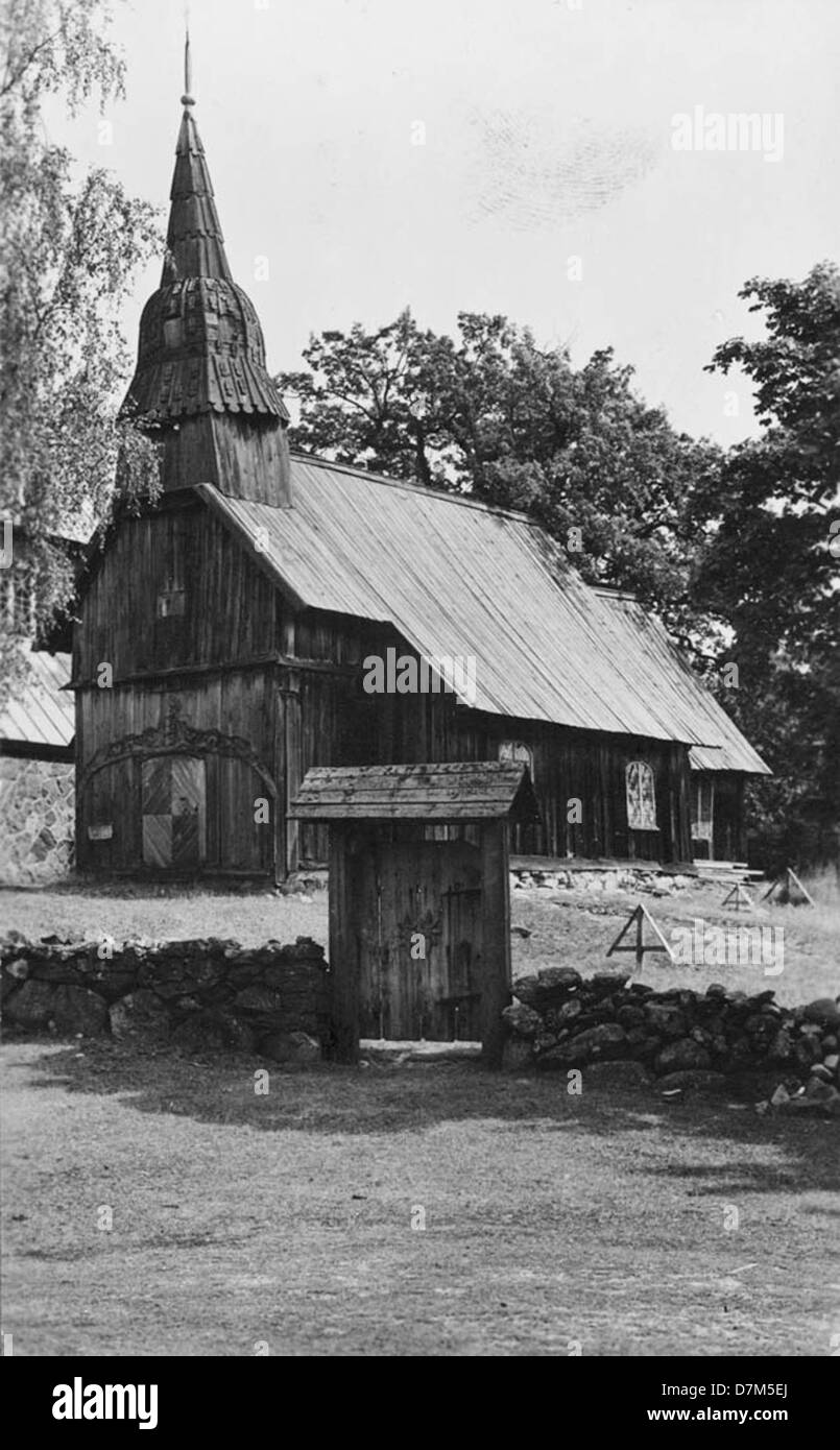 White swedish church hi-res stock photography and images - Alamy