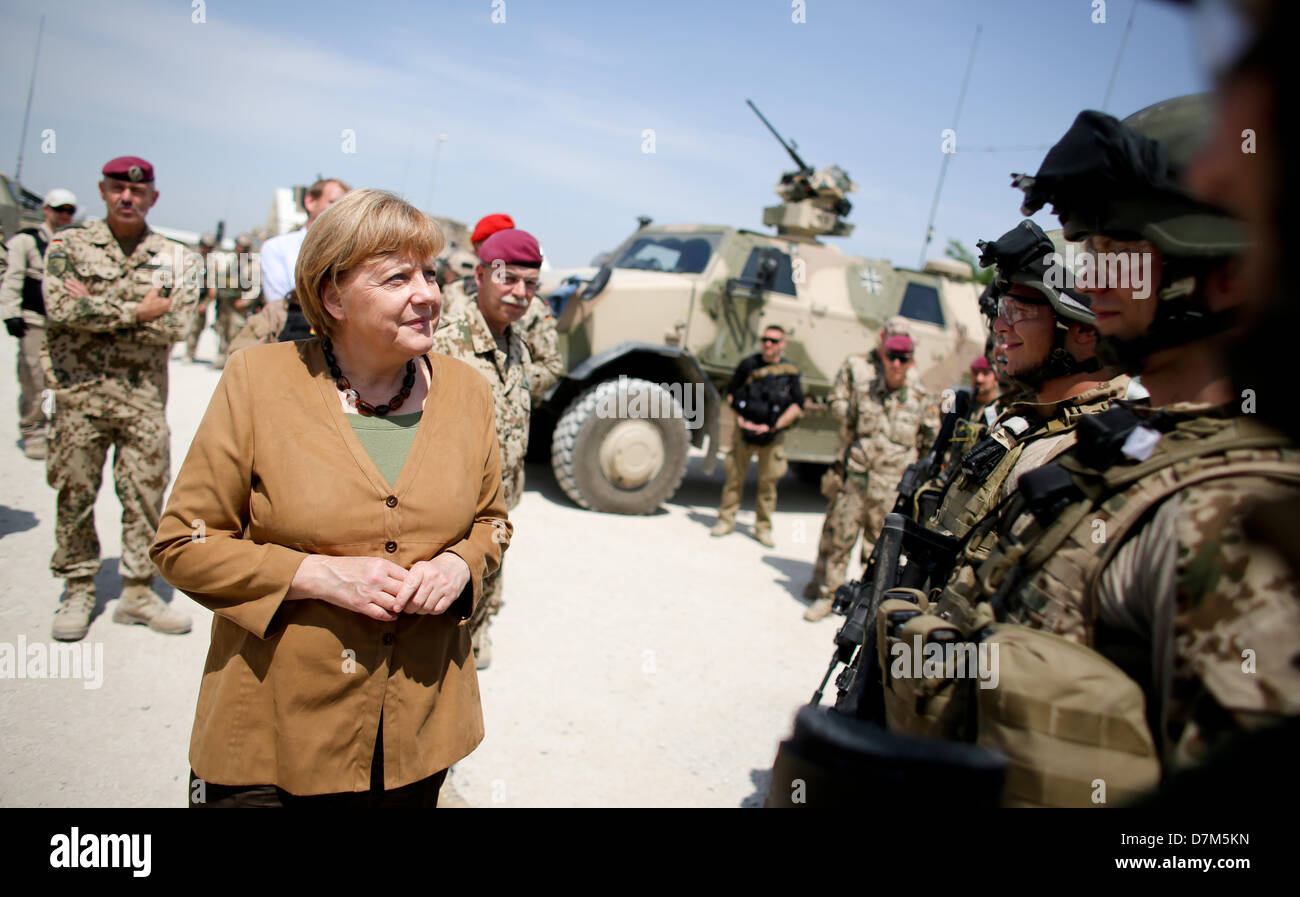 German Chancellor Angela Merkel visits soldiers of German Armed Forces ...