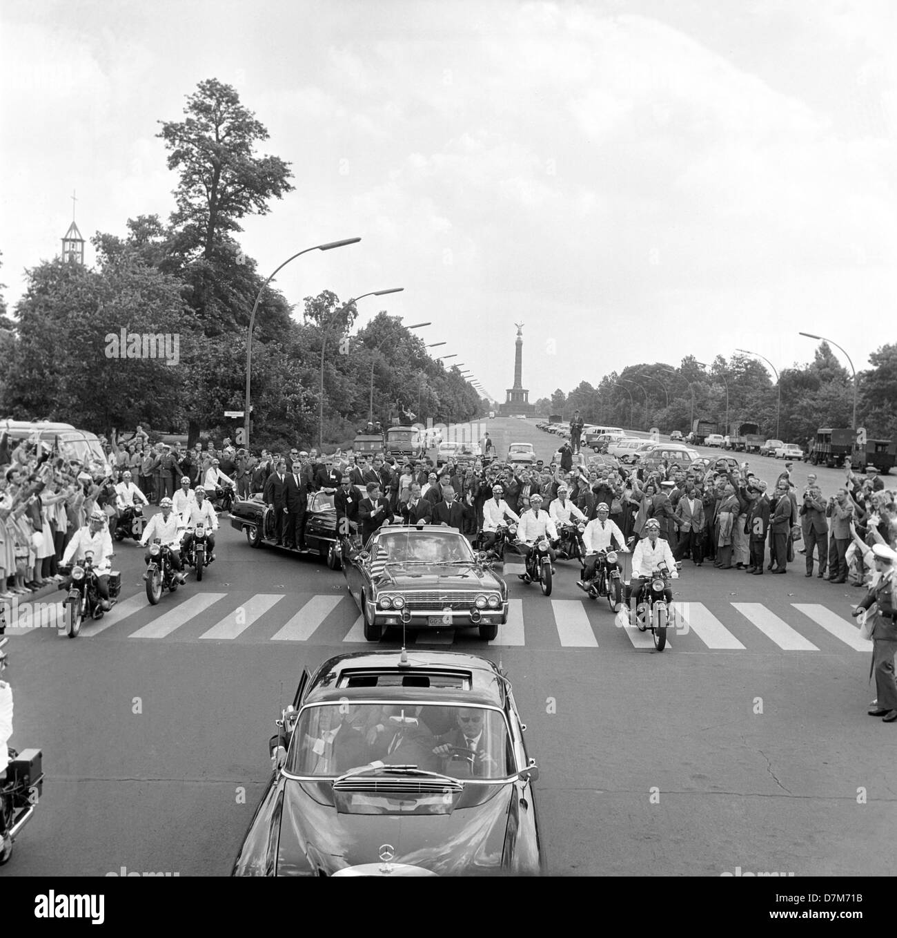 US president John F. Kennedy on 26 June 1963 in Berlin in an open ...