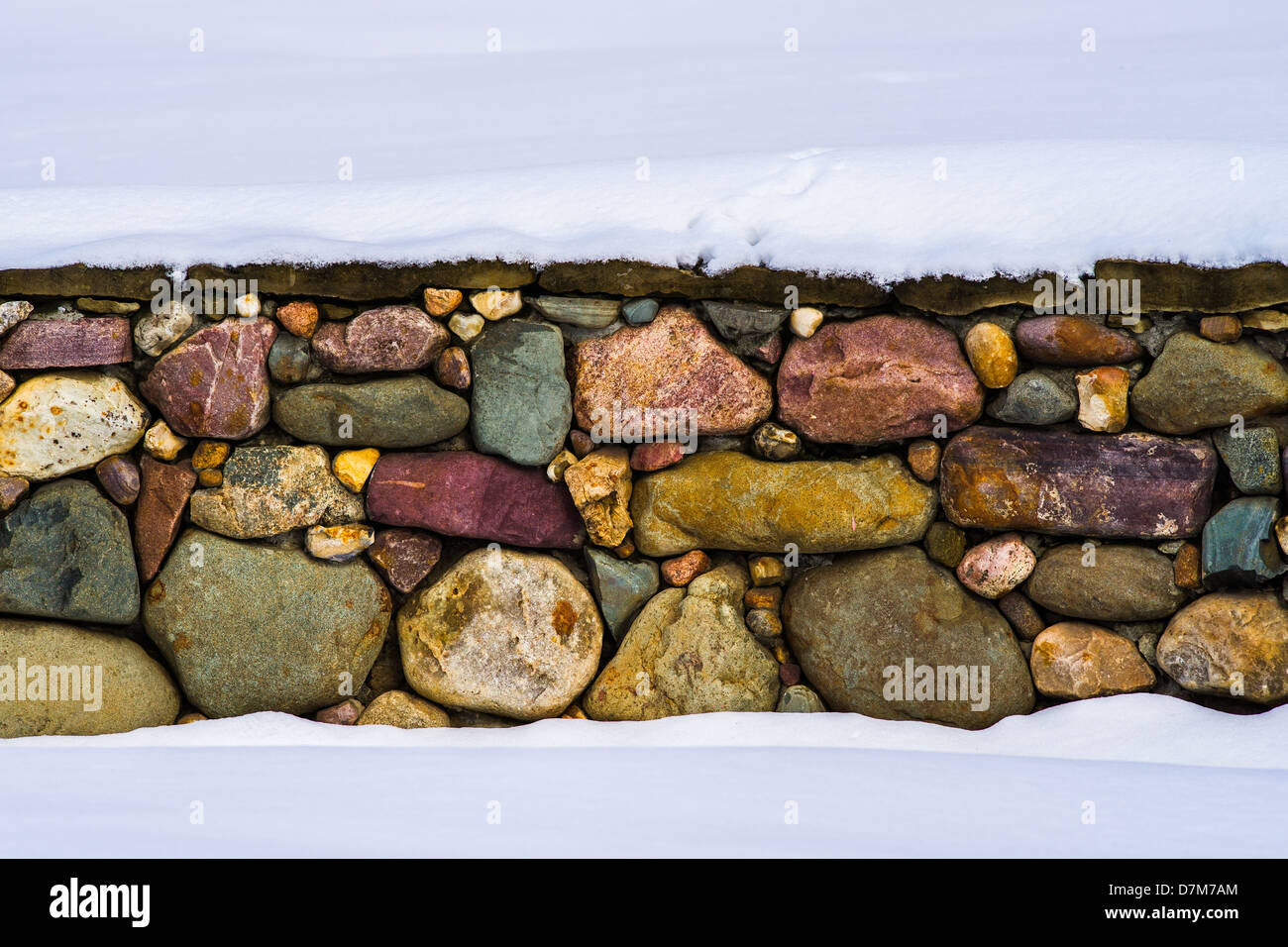 Snow covered stone wall hi-res stock photography and images - Alamy