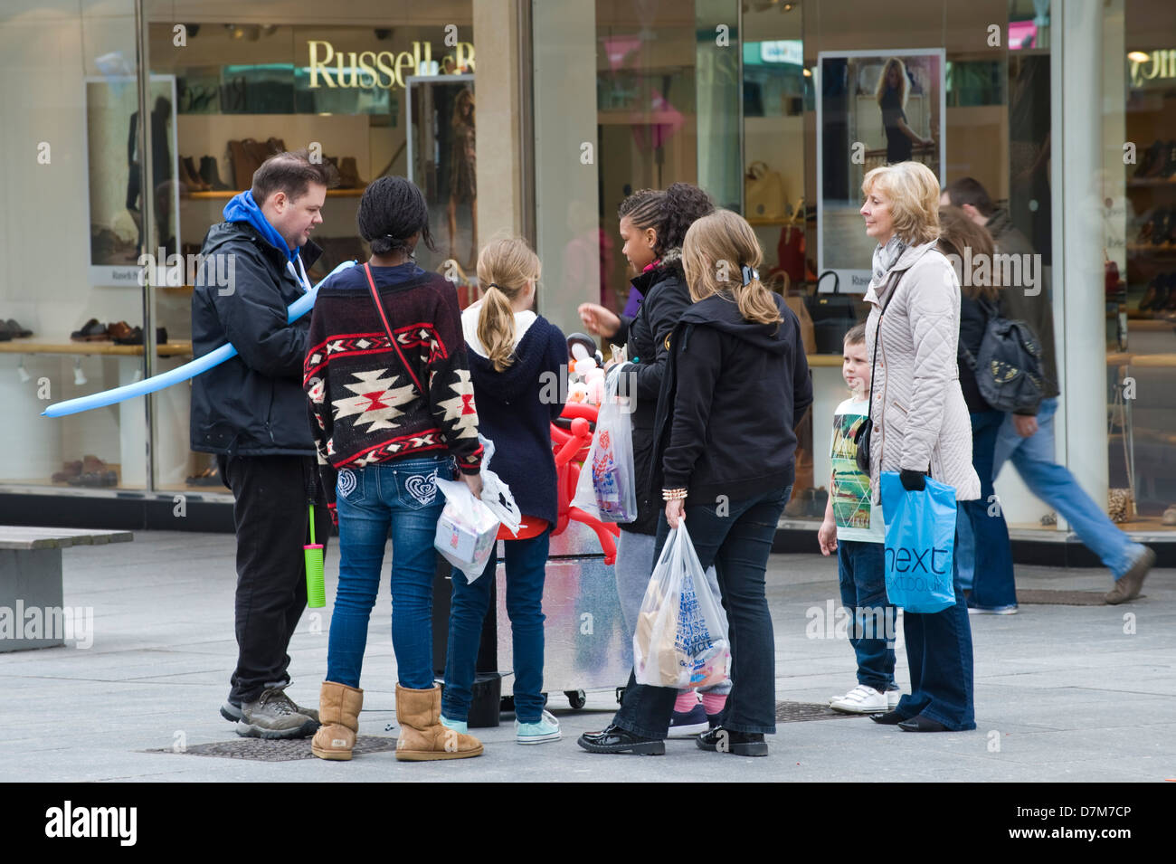 Female street trader hi-res stock photography and images - Alamy