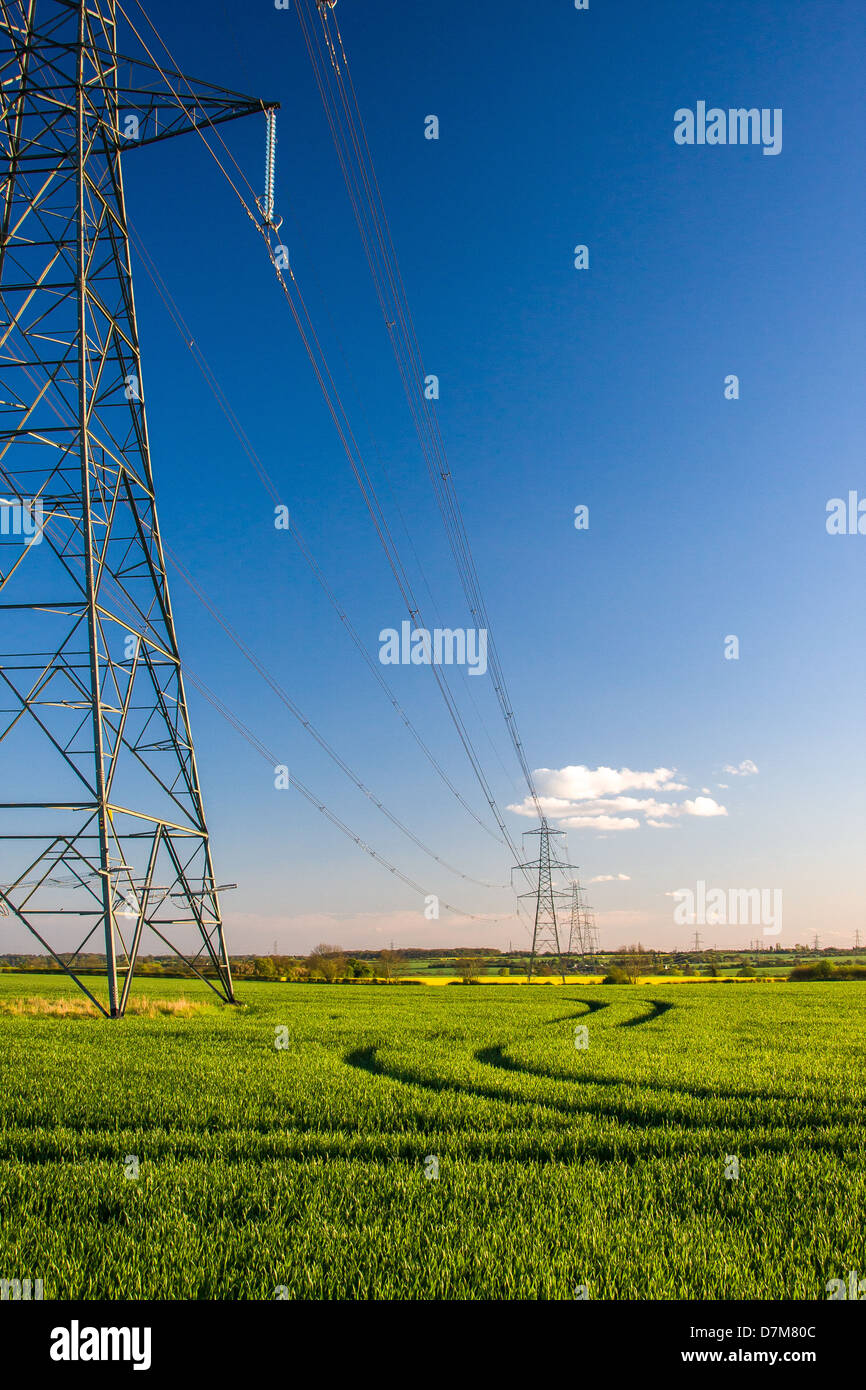 Places of power lines hi-res stock photography and images - Alamy